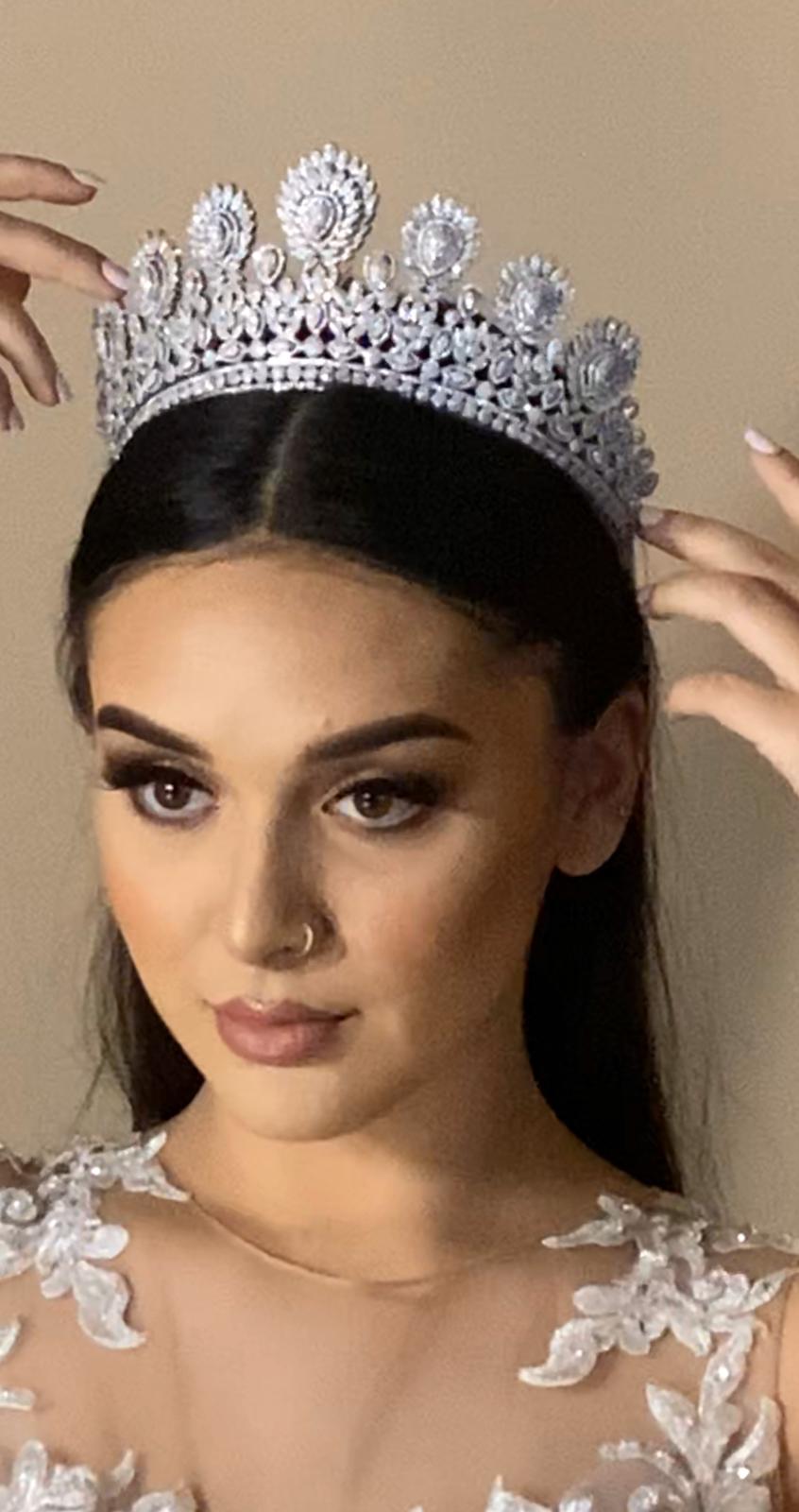 Buy ROYAL ODETTE Luxurious Bridal Crown, Bridal Tiaras and Crowns ...