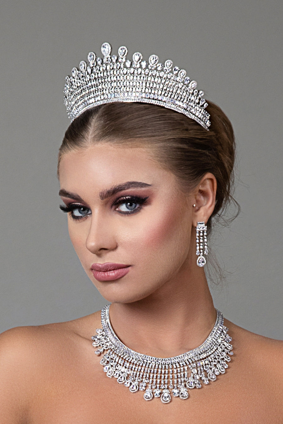 Buy THE DUCHESS Swarovski Crystals Royal BridalCrown – Ellee Couture ...