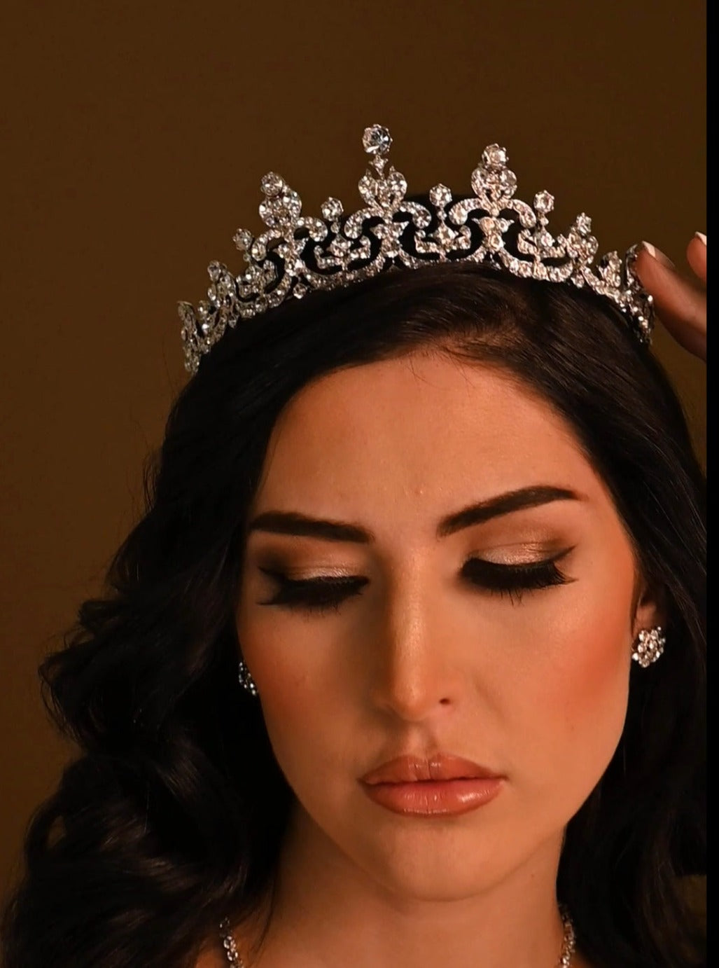 Buy ELIZABETH Swarovski Bridal Tiara Online – Ellee Couture Boutique